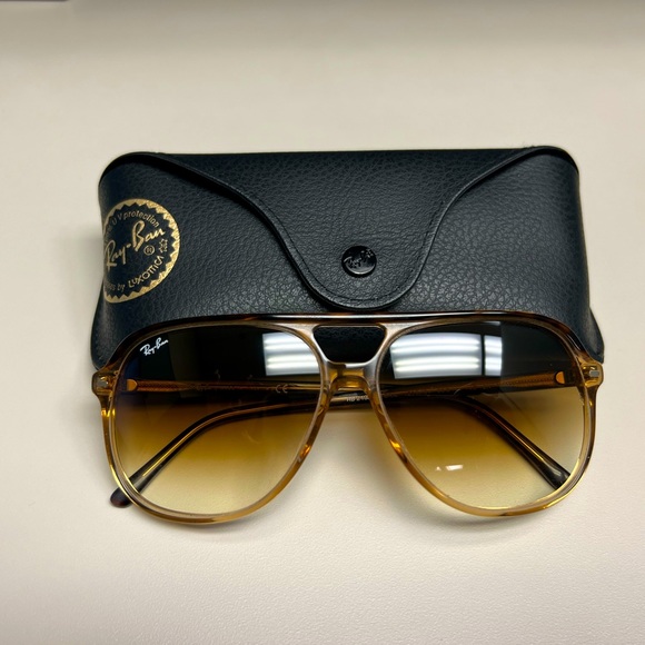 Ray-Ban | Accessories | New Ray Bans Worn For 4 Hours And Didnt Like ...